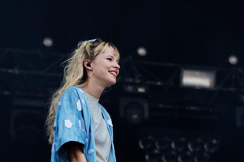 Brussels singer Angèle to give free concert on Grand Place on Friday