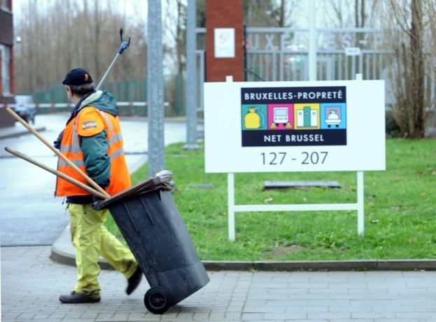 Six Brussels communes hit by another rubbish collection strike