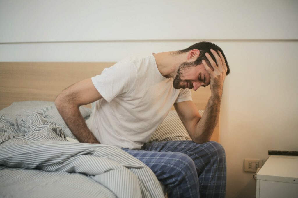 Back pain: How to treat the scourge of the workplace