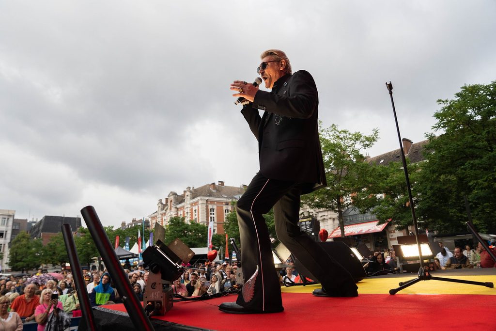 National Ball celebrates 20th anniversary in Marolles in presence of ...