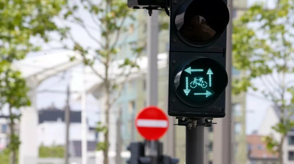 Warning triangles, gender-neutral road signs: Belgium changes its ...